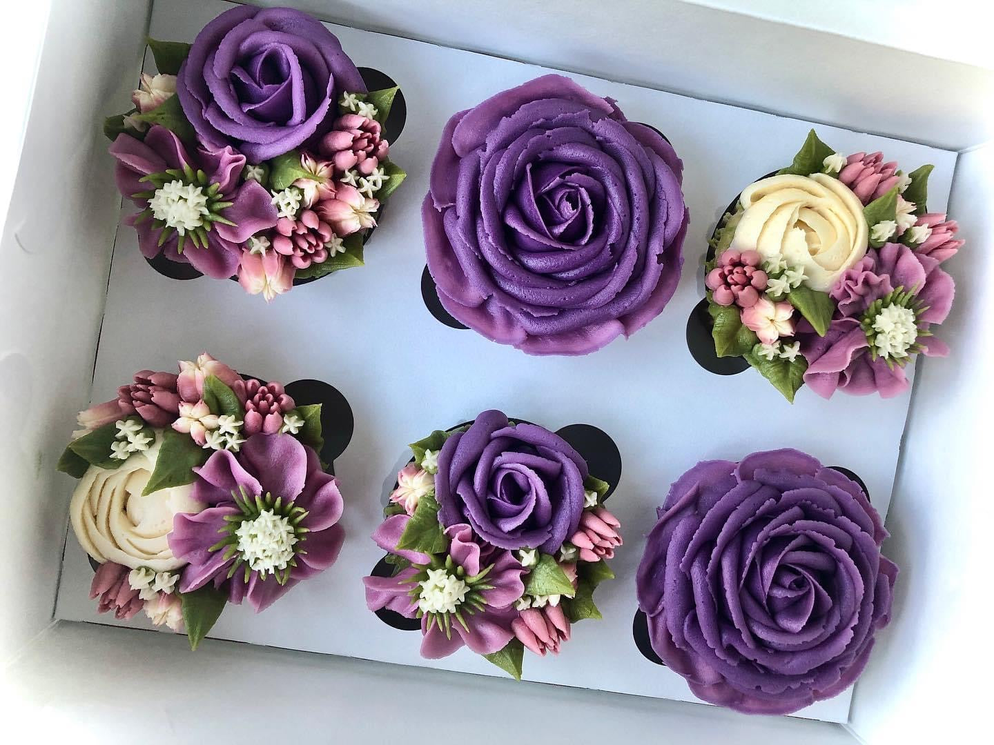 “Buttercream flowers you can eat”! – Sugar in Bloom